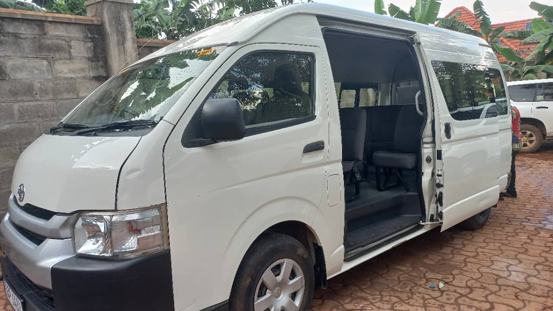 Executive Van- Affordable Hiace Vans For Hire In Uganda