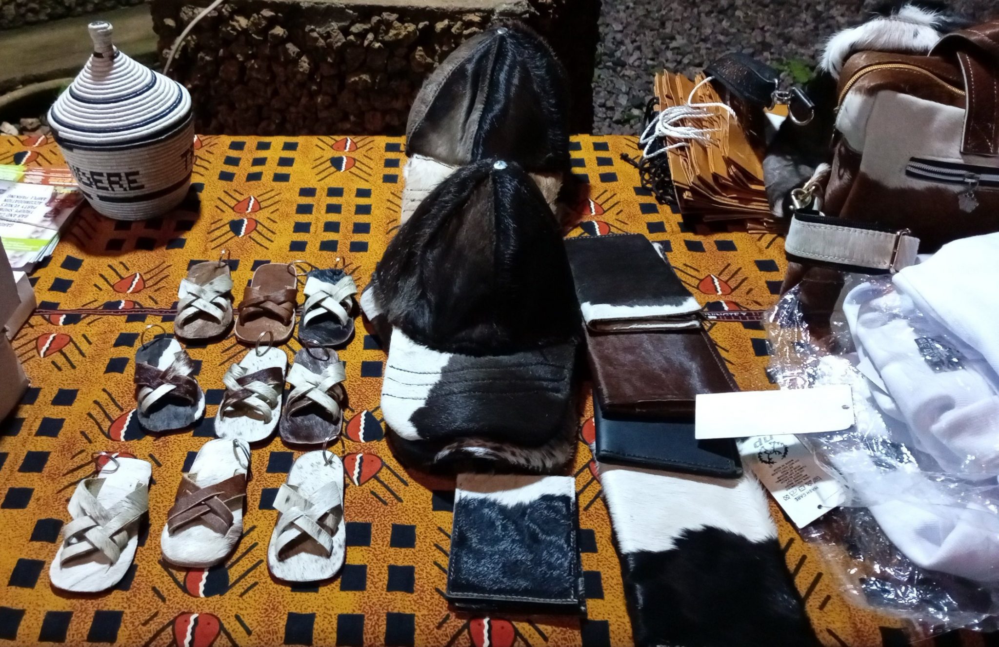 Best Places To Shop For Souvenirs While On Tour In Uganda